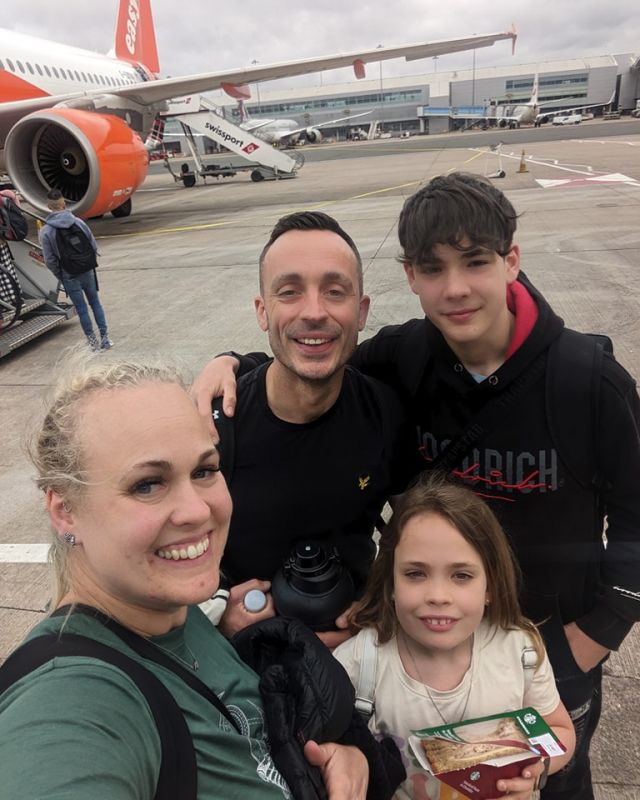 Contact Samprati | Yoga, wellbeing and massage in the Forest of Dean